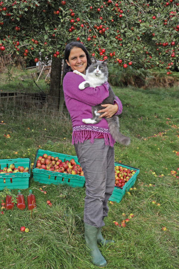 Looby Macnamara - Permanent Publications